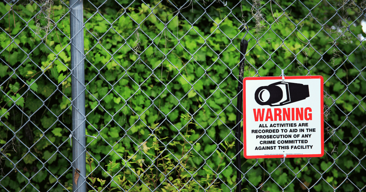 11 Smart Ways to Burglar-Proof Your Mobile Home