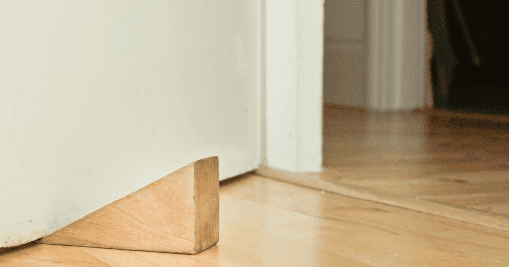 10 Creative Ways to Lock a Door Without a Lock