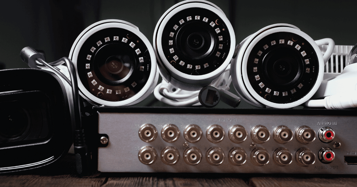 6 Ways to Detect Hidden Cameras Behind a Mirror