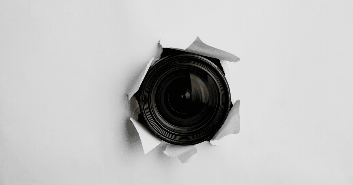 6 Ways to Detect Hidden Cameras Behind a Mirror